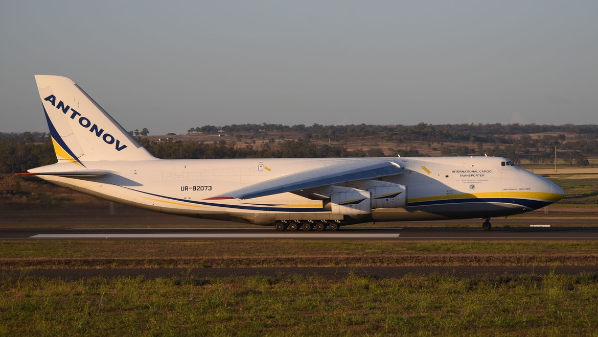 Watch: Antonov An-124 lands at Wellcamp – Australian Aviation