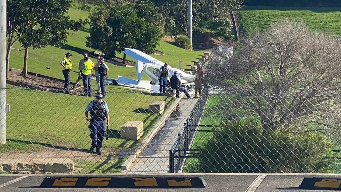 Aeroprakt A-22 crash lands into Sydney sporting field – Australian Aviation
