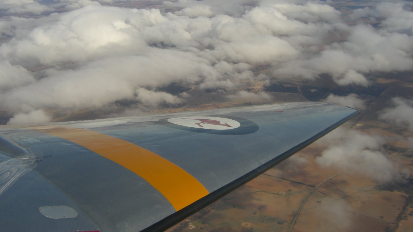 Inside the Archive: The Vampire Extended Gallery – Australian Aviation