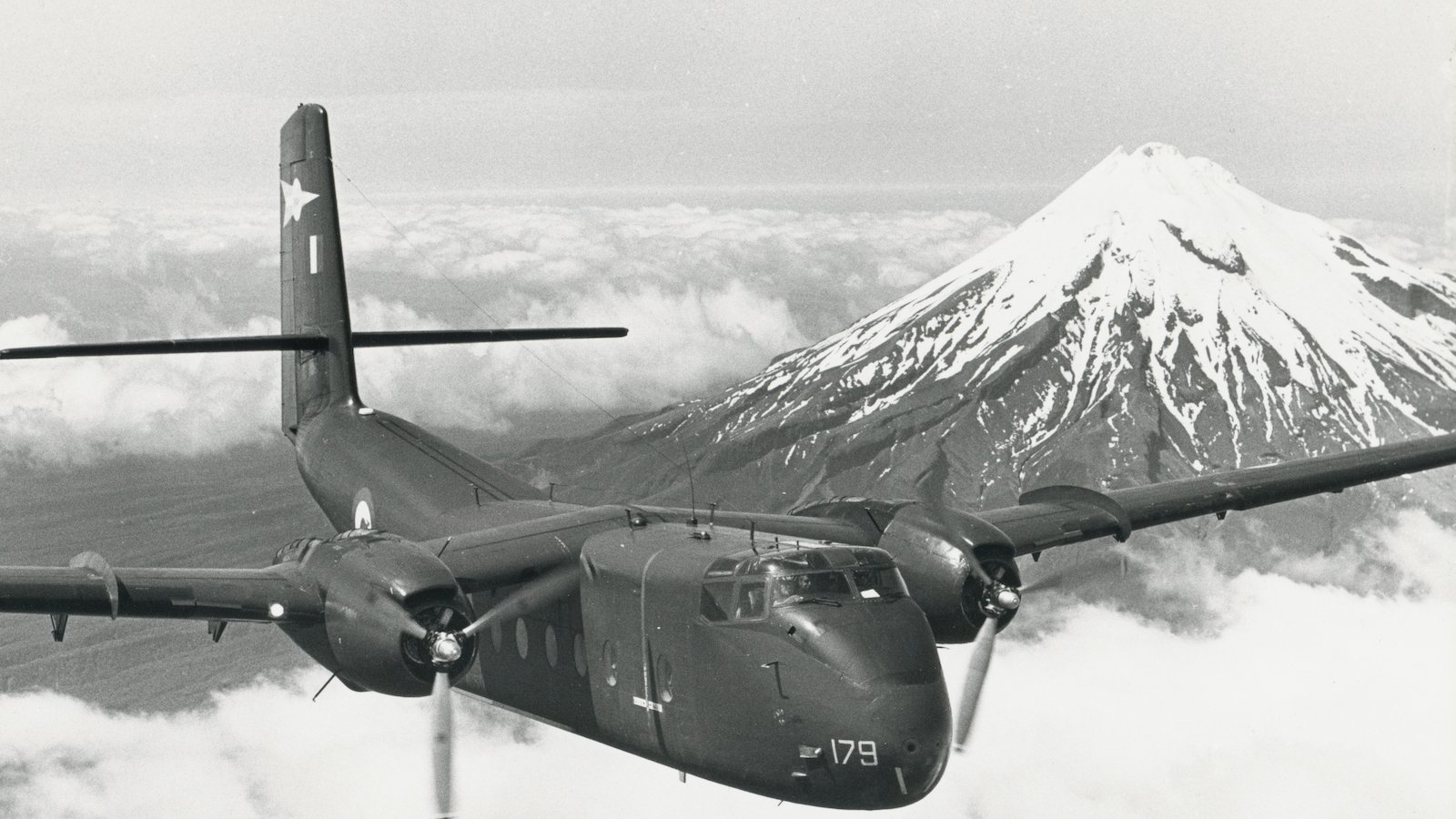 Inside The Archive: The Caribou – Extended Gallery – Australian Aviation