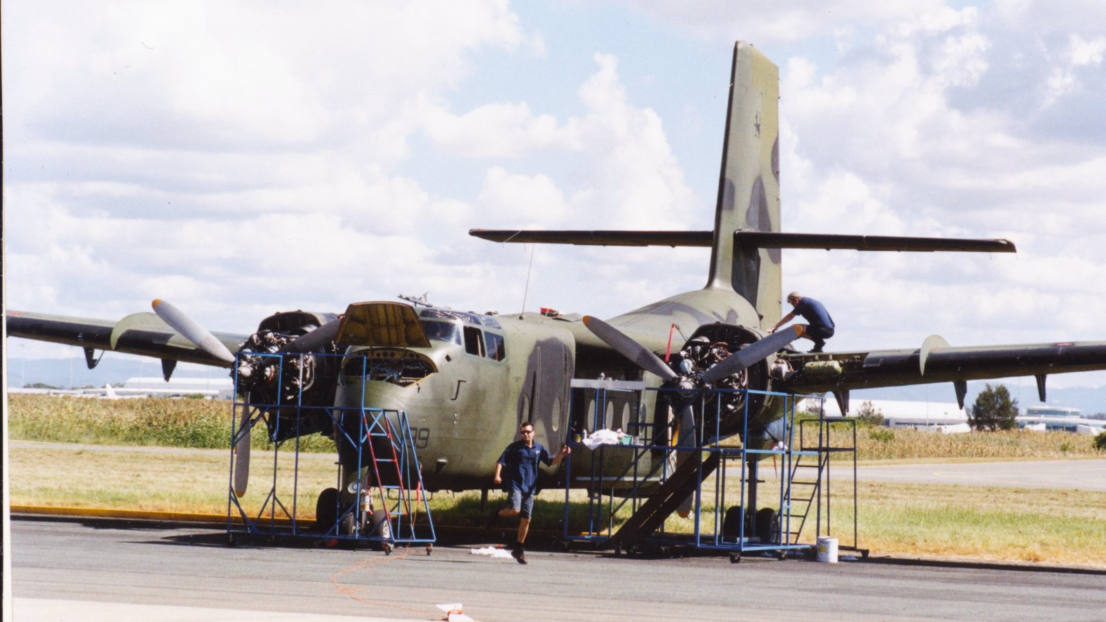 Inside The Archive: The Caribou – Extended Gallery – Australian Aviation