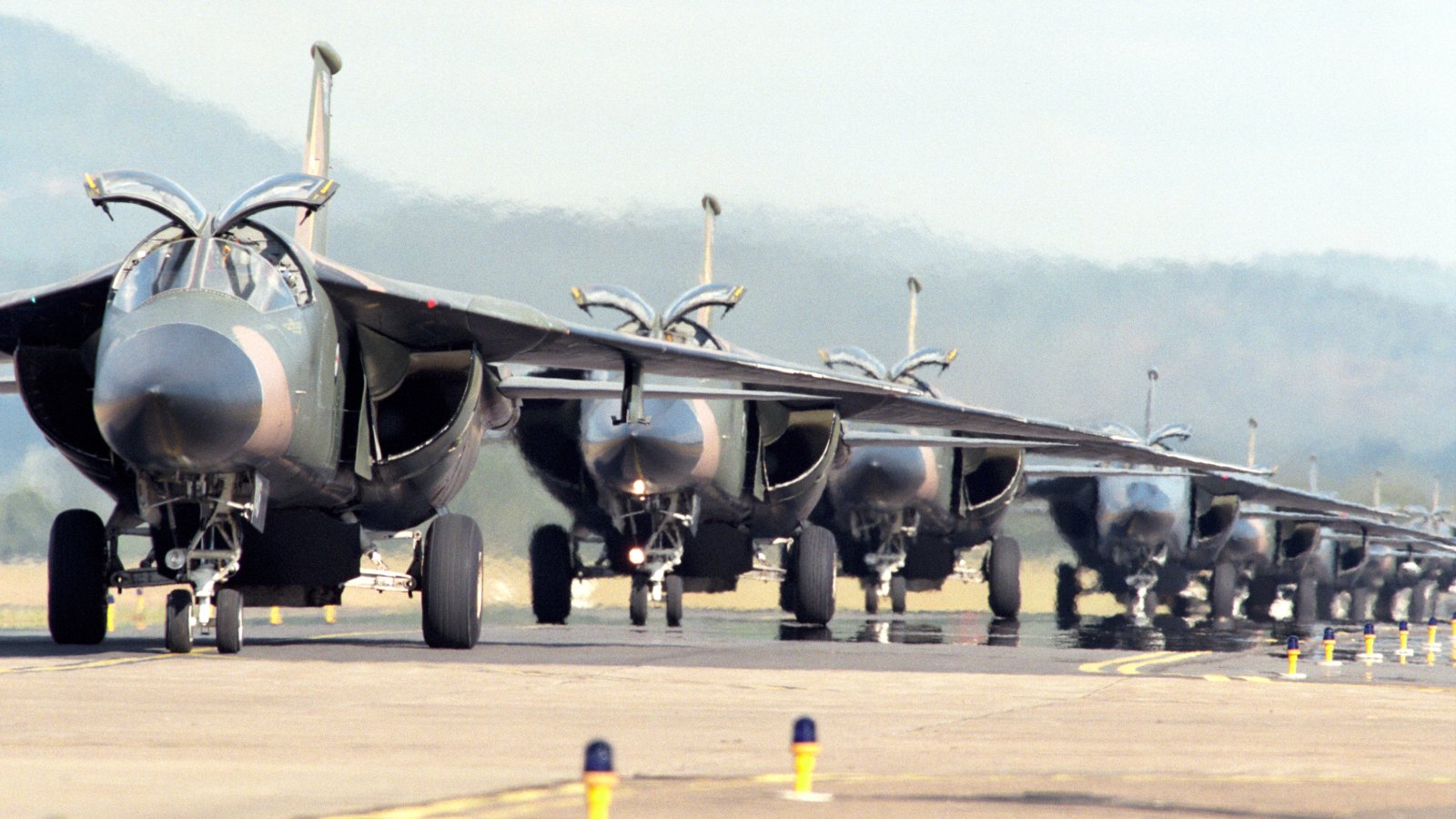 Inside the Archive – F-111 Extended Gallery – Australian Aviation