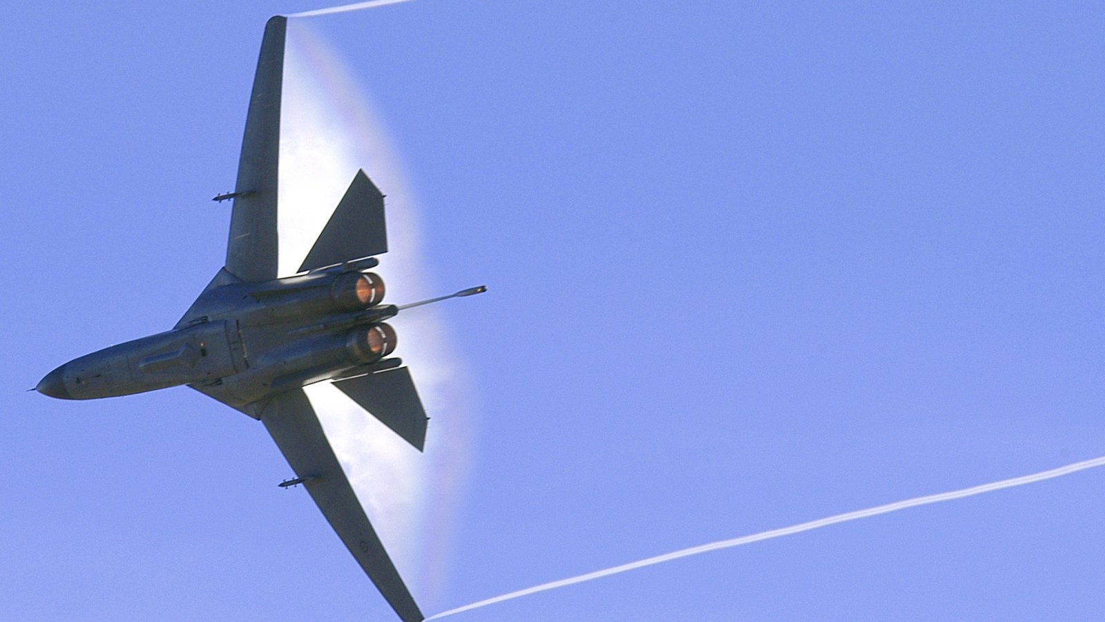 Inside the Archive – F-111 Extended Gallery – Australian Aviation