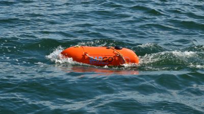 Business grad invents remote-controlled life raft – Australian Aviation
