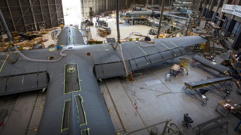 RAAF Richmond maintenance workers reject pants offer with small pay ...